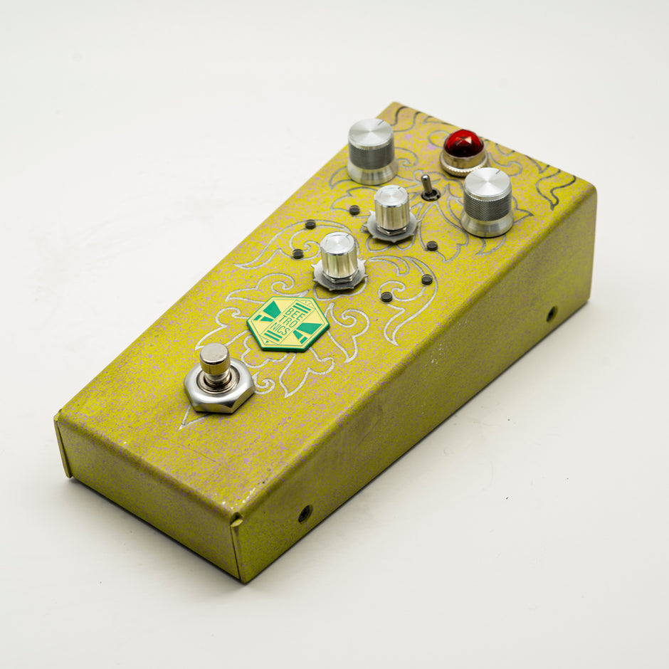 Abelha Tropical Fuzz – Beetronics